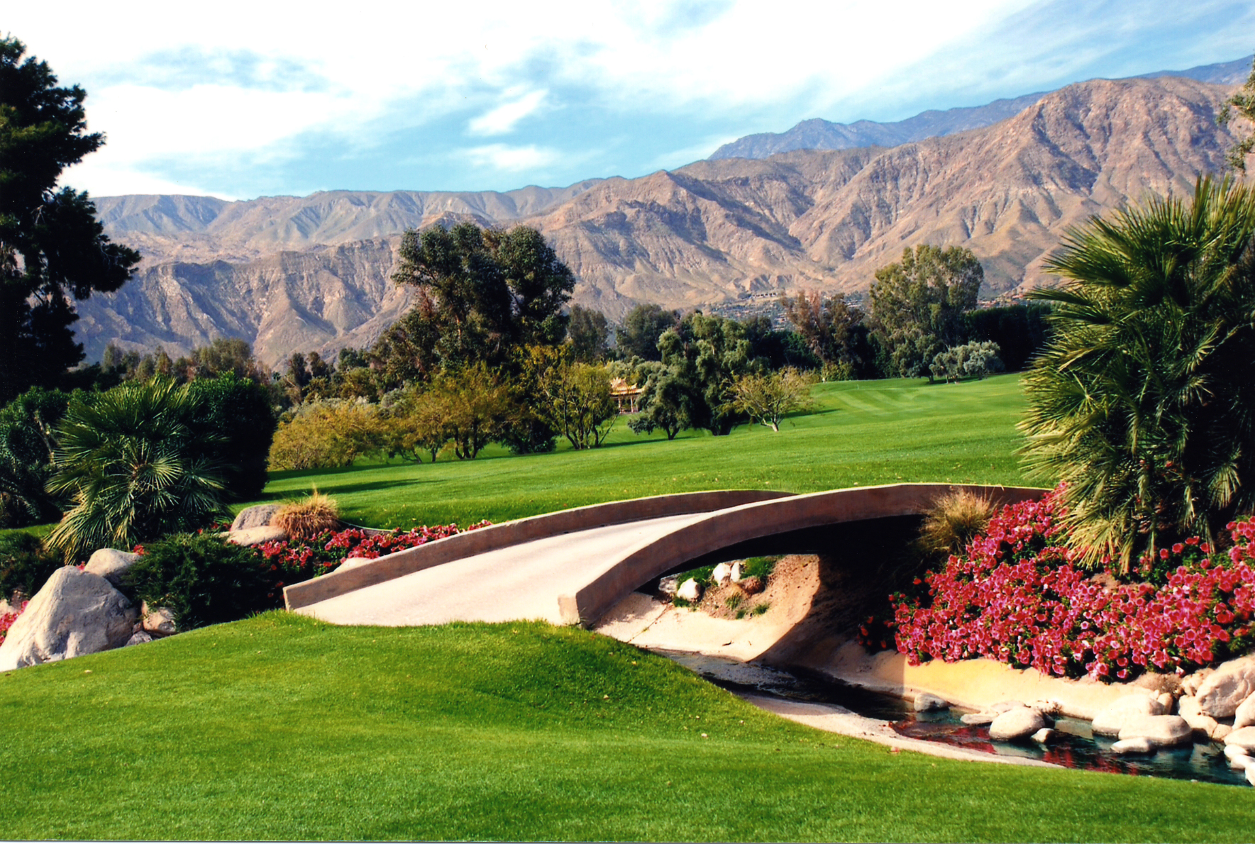 Sunnylands: A Hidden Political Golf Oasis